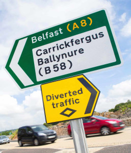 Passive sign posts for road signs proven to reduce crash impact