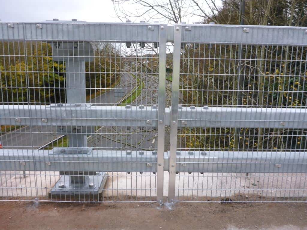VGSN1000 steel protective pedestrian parapet for road bridges