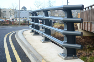 VGAH 2000 H2/W3 aluminium parapet